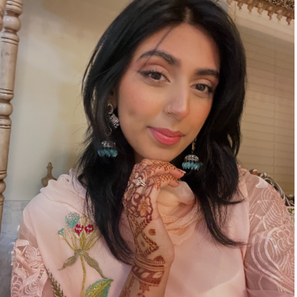 Zoha Khan - Montréal - at RAWartists.com